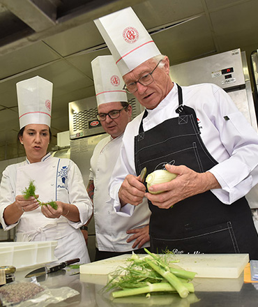 Chef Patrick Terrien fez pré-preparo para Jantar Harmonizado | Club ...